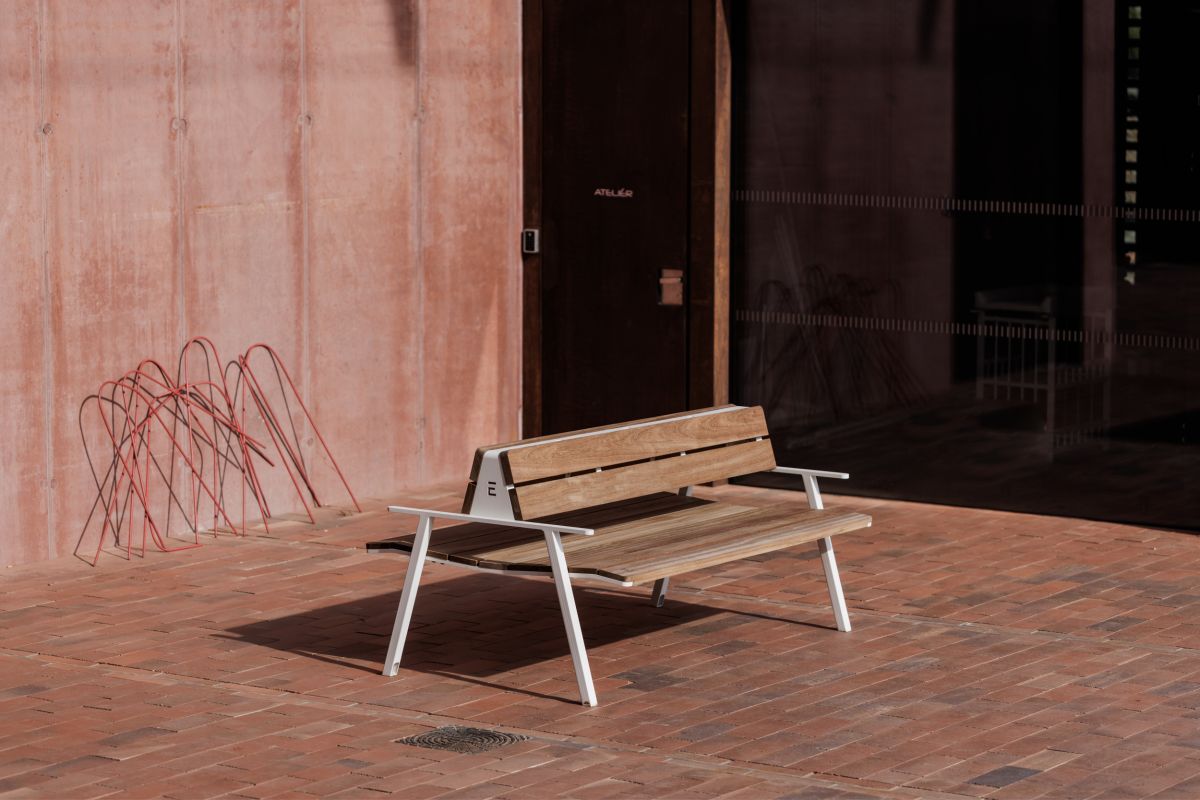 Zen 3000 Bench - All Urban - Group